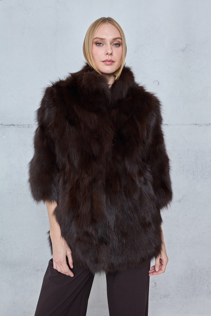 ΜΑΚΡΙΑ ΓΟΥΝΑ ΜΕ ΜΑΝΙΚΙ ΤΡΟΥΑΚΑΡ - BROWN | Zini Boutique